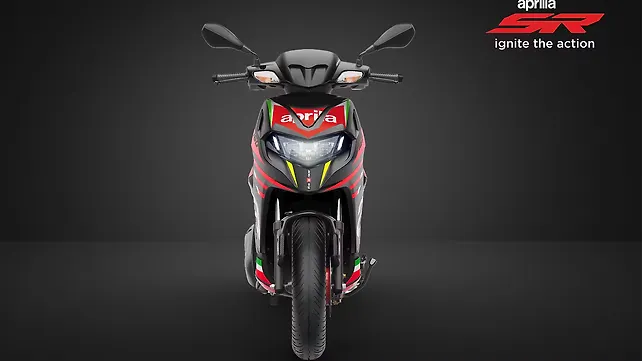 Aprilia SR 160 Front View Image - BikeWale