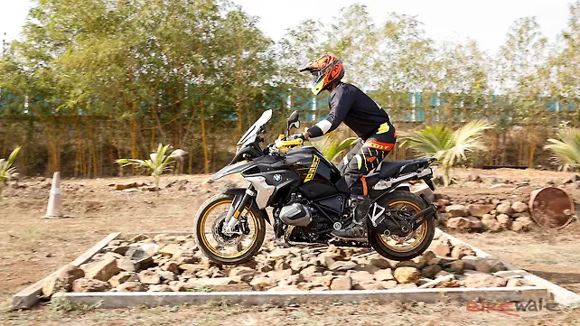 BMW R1250GS: 2021 BikeWale Off-Road Day Review - BikeWale