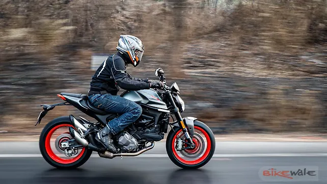 Ducati Monster 360 view - BikeWale