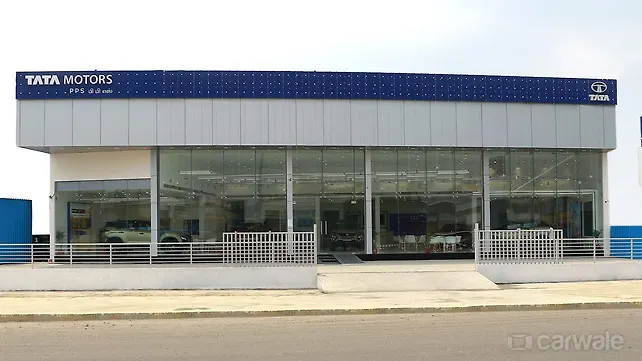Tata Motors inaugurates new dealership in Chennai - CarWale