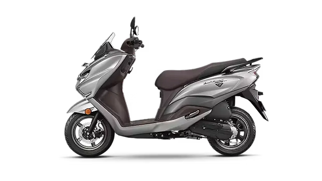 Suzuki Burgman Street 125 Right Side View Image - BikeWale