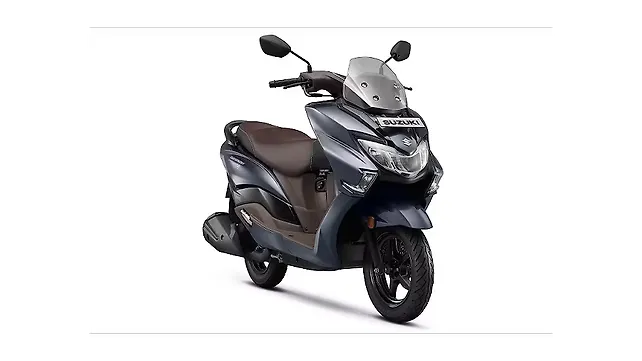 Suzuki Burgman Street 125 Action Image - BikeWale