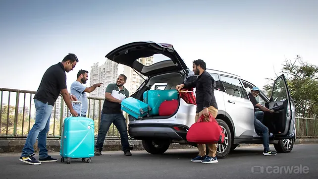 Living with the Mahindra XUV700 - CarWale