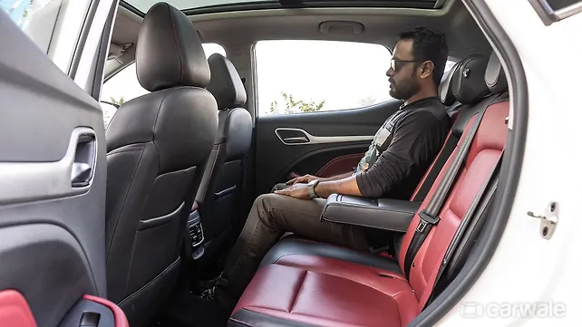 MG Astor Price - Images, Colours & Reviews - CarWale