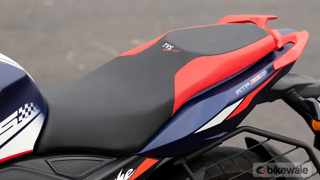 TVS Apache RTR 165 RP: Road Test Review - BikeWale