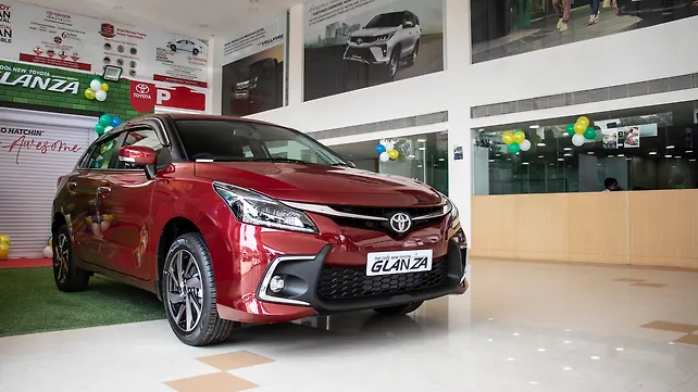 2022 Toyota Glanza launched – Old vs New - CarWale