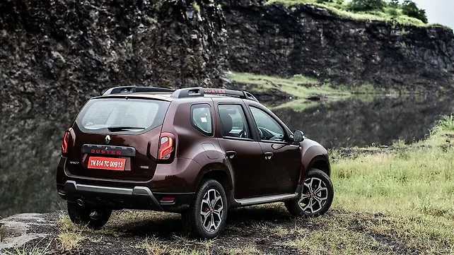 Renault Duster delisted from the official website - CarWale