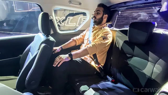 2022 Maruti XL6 First Look - CarWale