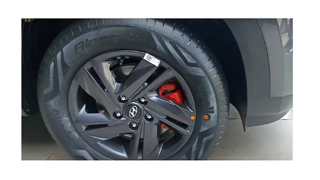 Hyundai Creta Knight Edition arrives at local dealerships in India ...