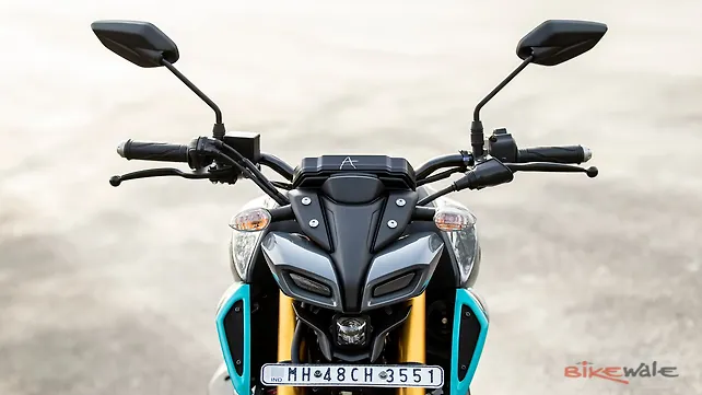 Yamaha MT 15 Price - Mileage, Images, Colours | BikeWale