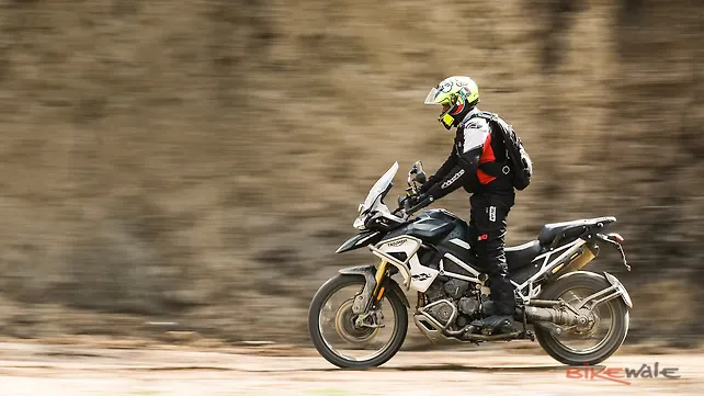 Triumph Tiger 1200 GT, Tiger 1200 Rally: First Look Review - BikeWale