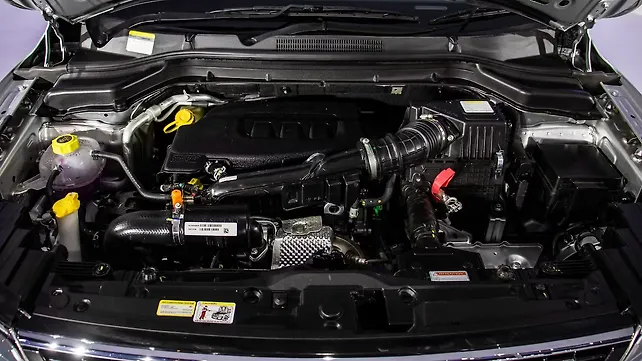 Mahindra XUV300 Sportz likely to be launched soon; details leaked - CarWale