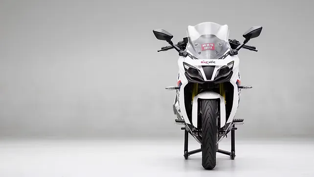 BMW G310 RR Front Fairing Image - BikeWale