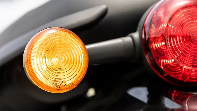 Royal Enfield Hunter 350 [2024] 360 view - BikeWale