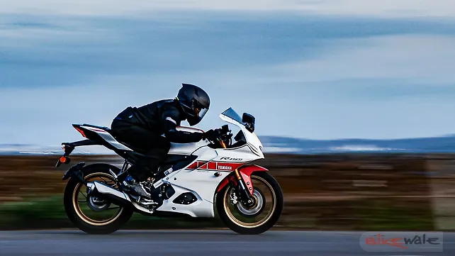 Yamaha R15 V4 World GP 60th Anniversary Edition Review - BikeWale
