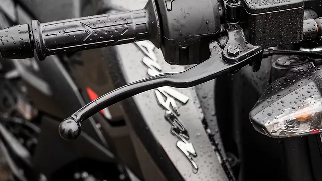 Bajaj Pulsar N160 360 view - BikeWale