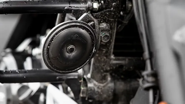 Bajaj Pulsar N160 360 view - BikeWale