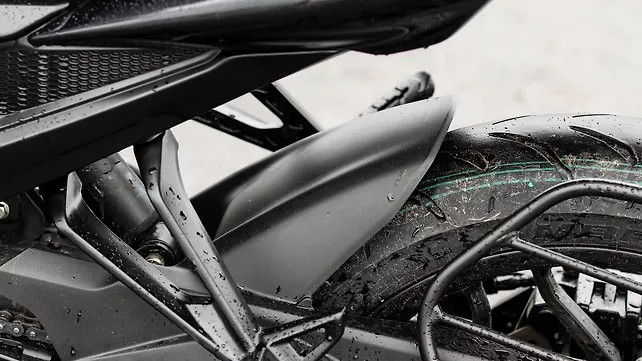 Bajaj Pulsar N160 360 view - BikeWale