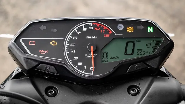 Bajaj Pulsar N160 360 view - BikeWale