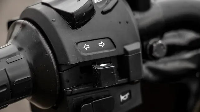 Bajaj Pulsar N160 360 view - BikeWale