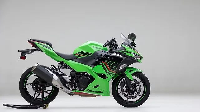 Kawasaki Ninja 400 360 view - BikeWale