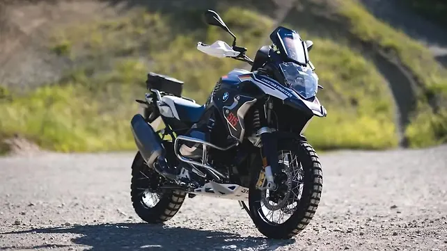 BMW R1250GS Trophy edition unveiled! - BikeWale