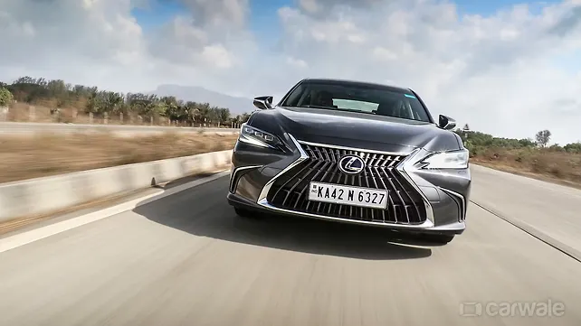Lexus ES Price - Images, Colours & Reviews - CarWale