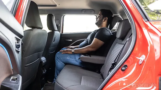 New Maruti Brezza First Drive Review - CarWale