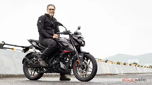 Bajaj Pulsar N160 360 view - BikeWale