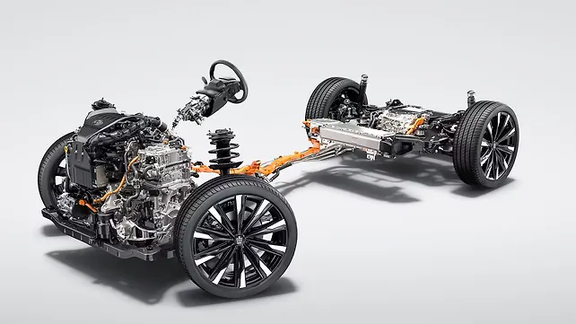 16th generation Toyota Crown arrives in four body styles: Now in ...