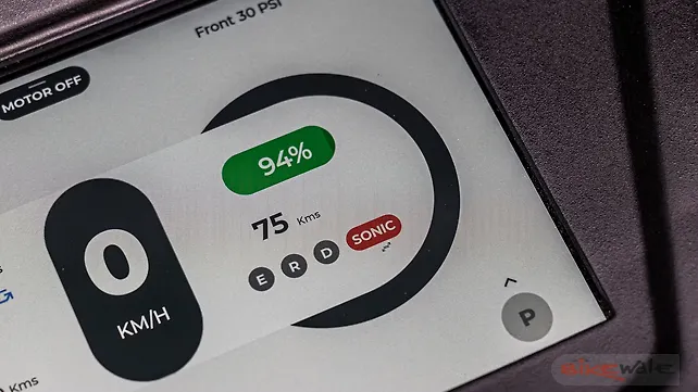 Simple One electric scooter: First Ride Review - BikeWale