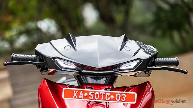 Simple One electric scooter: First Ride Review - BikeWale