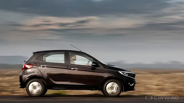 Tata Tiago CNG and Tigor CNG attract discounts of up to Rs. 75,000 in ...