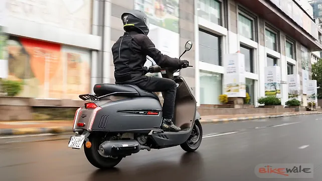 Keeway Sixties 300i Price - Mileage, Images, Colours | BikeWale