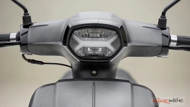 Keeway Sixties 300i 360 view - BikeWale