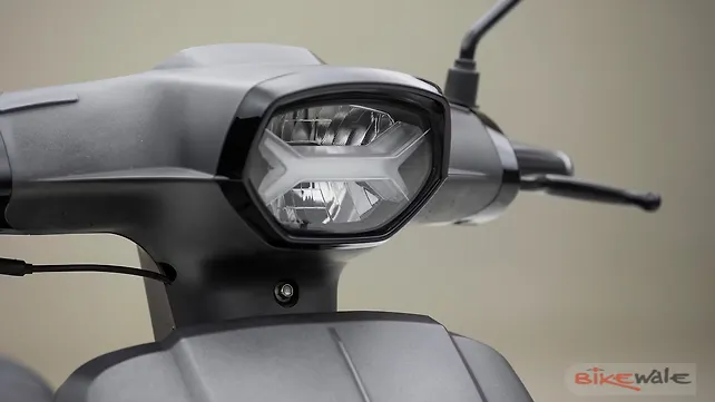 Keeway Sixties 300i 360 view - BikeWale