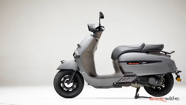 Keeway Sixties 300i Price - Mileage, Images, Colours | BikeWale