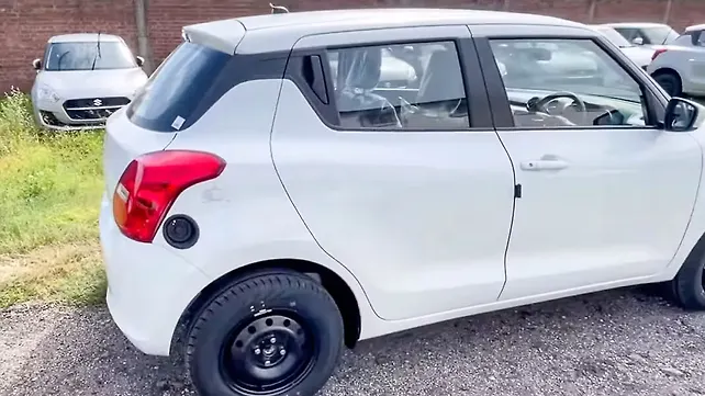 Maruti Swift CNG arrives at dealerships - CarWale Maruti Swift CNG arrives at dealerships - CarWale