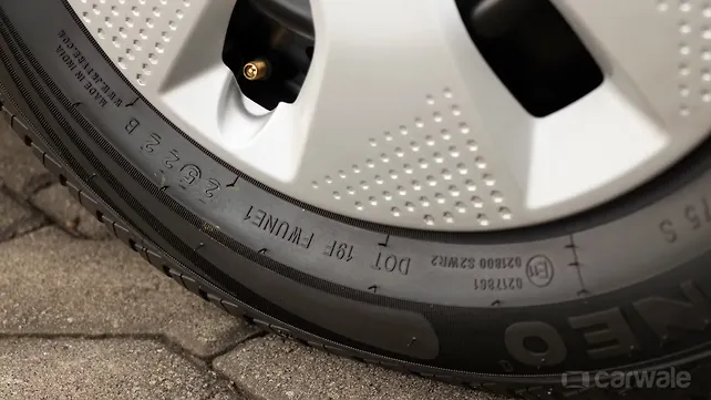 New Maruti Alto K10 Manual First Drive Review - CarWale