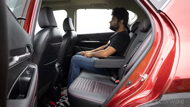 2022 Kia Sonet Turbo Petrol Automatic First Drive Review - CarWale