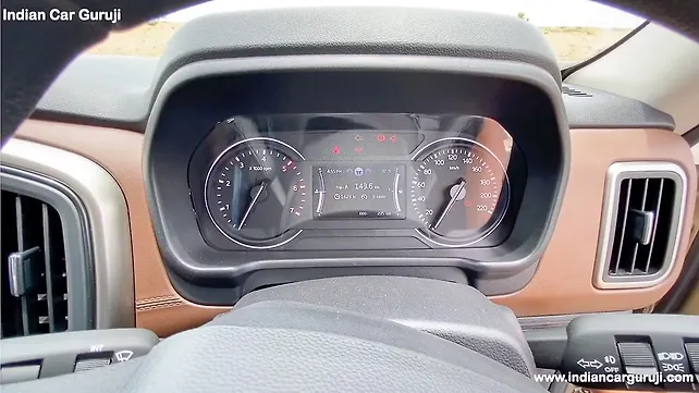 Mahindra Scorpio-N base variant spotted; deliveries to begin later this ...