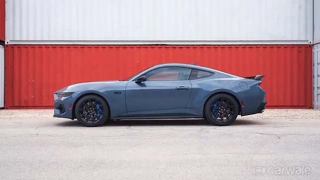 New Ford Mustang unveiled with V8 and six-speed manual gearbox - CarWale