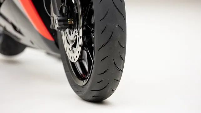 Keeway K300 R 360 view - BikeWale