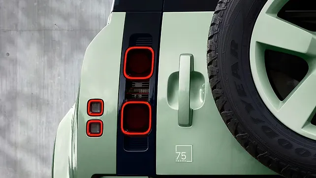 Land Rover Defender 75th Limited Edition – Now in pictures - CarWale