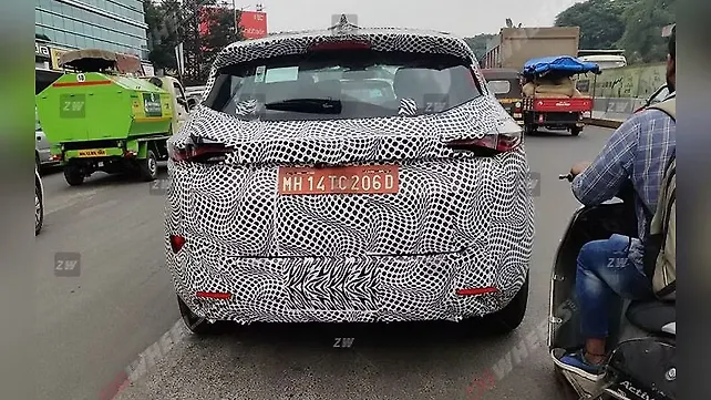 New Tata Harrier spotted testing; to get redesigned front fascia - CarWale
