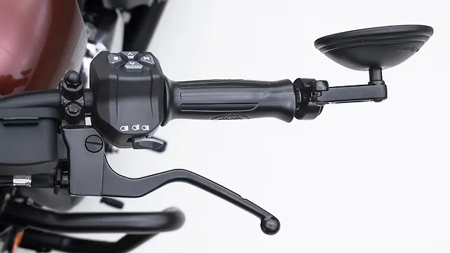 Jawa 42 Bobber 360 view - BikeWale