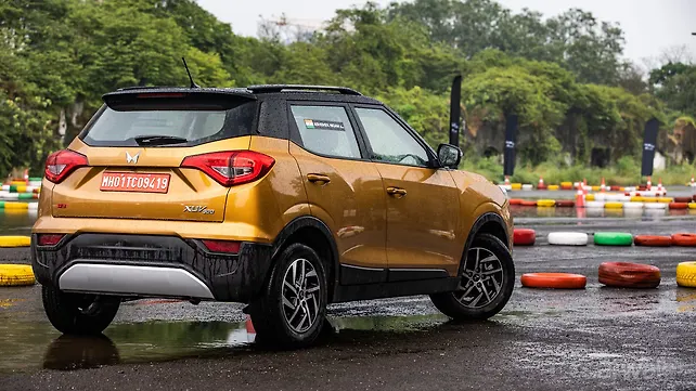 Mahindra XUV300 TurboSport real-world performance revealed - CarWale