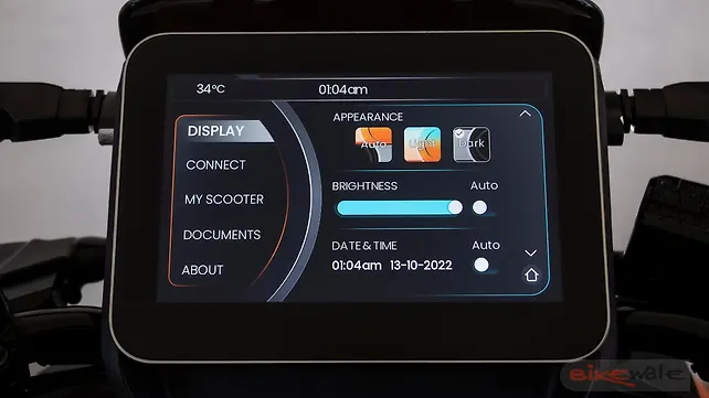 Vida V1 Pro Electric Scooter: First Ride Review - BikeWale