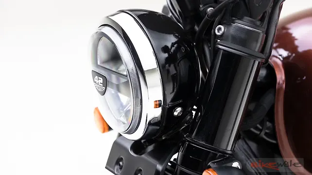 Jawa 42 Bobber: First Ride Review - BikeWale