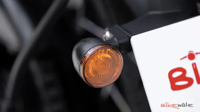 Jawa 42 Bobber: First Ride Review - BikeWale